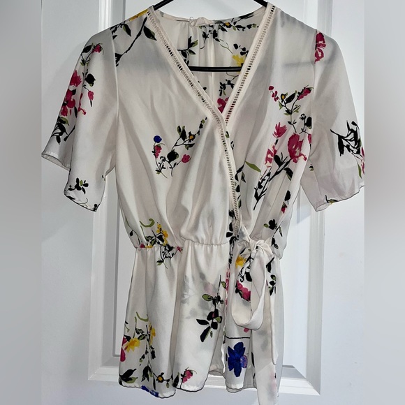 Sienna Sky | Tops | Sienna Sky Floral Blouse | Poshmark